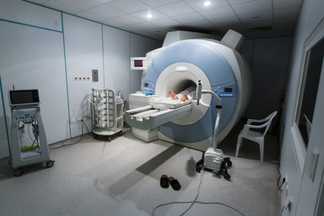 Is Claustrophobia (Fear Of Confined Spaces) Real? - Your Health Magazine