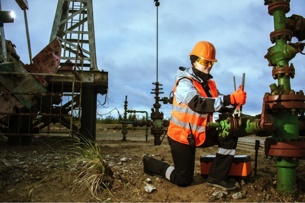 The Different Ways an Oil Field Worker Might Sustain an Injury - Your ...